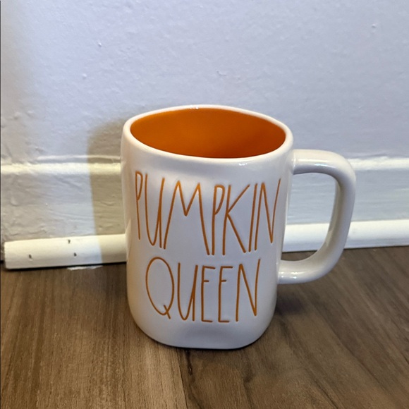Rae Dunn | Dining | Rae Dunn Orange White Pumpkin Queen Fall Halloween ...